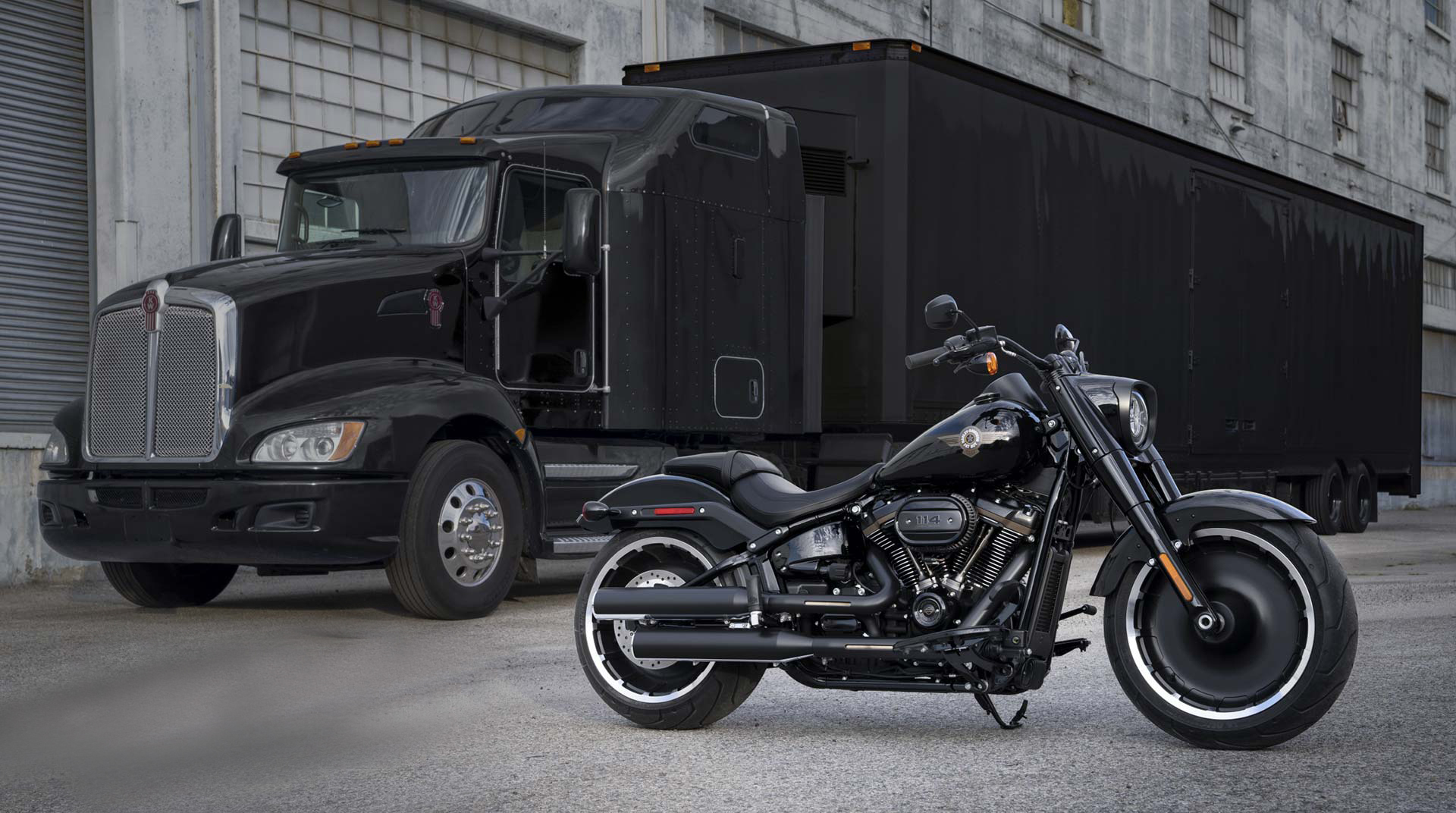 哈雷Fat Boy 30周年纪念版发布 售价约合人民币18.6万_搜狐汽车_搜狐网