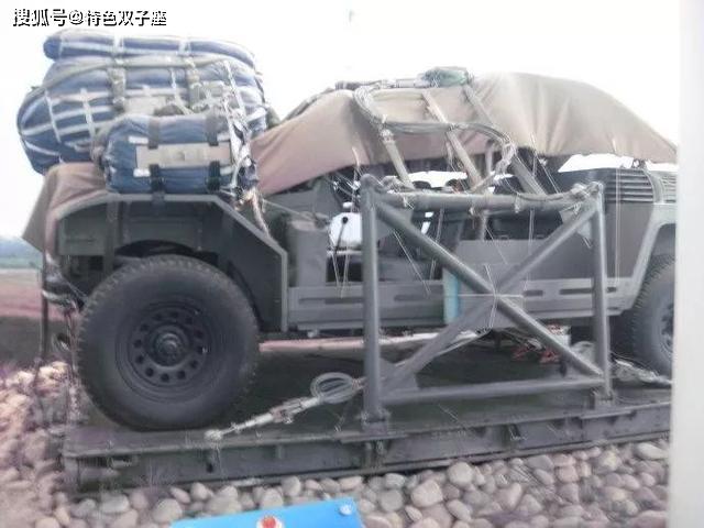 驰骋天地的空降兵“万能战车”，竟然源于另一款经典装备_搜狐汽车_搜狐网