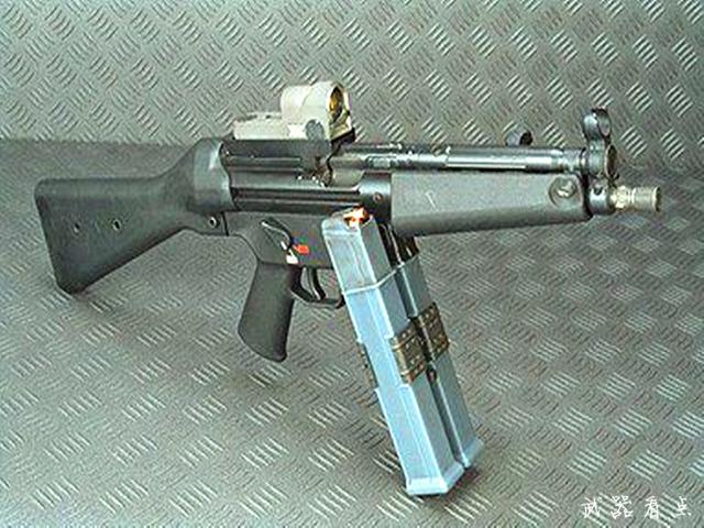 军事丨德国MP5/10毫米口径冲锋枪，性能优越，具有极高的知名度-搜狐大视野-搜狐新闻