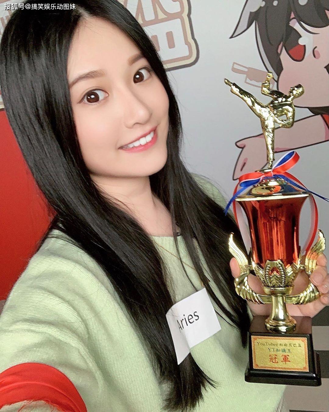 美女图集130：台湾ins美女网红cosplay卢昕妤-搜狐大视野-搜狐新闻