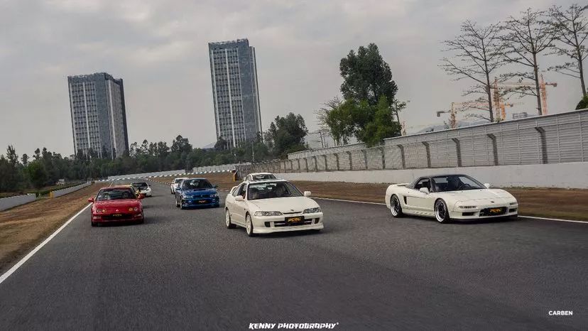 五十多辆当代超跑与数十台JDM"神车"在赛道相遇！_搜狐汽车_搜狐网