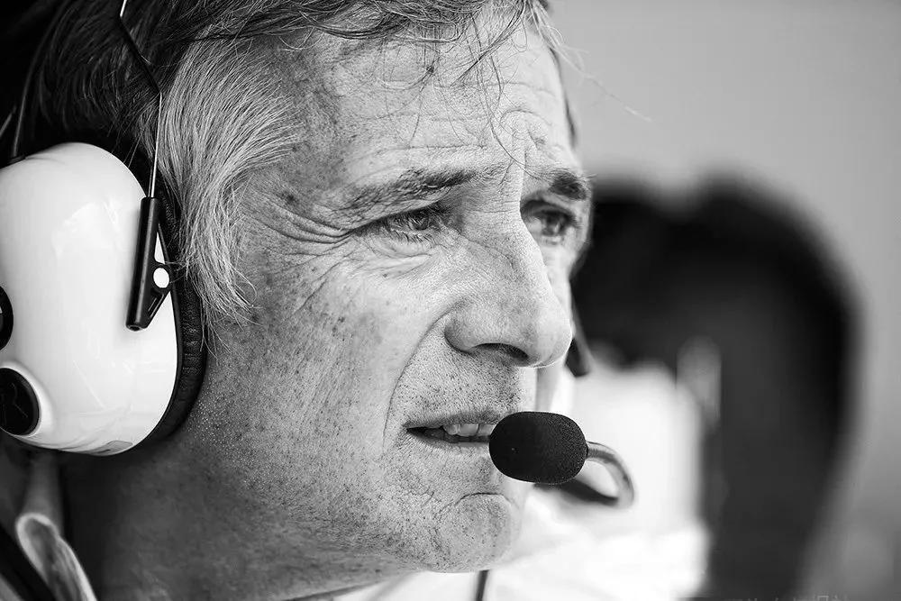 重获新生，彼此成就！励志英雄车手 Alex Zanardi与Enervit 的不解之缘_运动