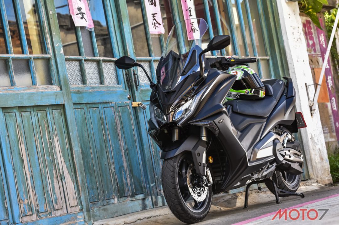 运动双缸豪华踏板之战，AK550、TL500、T-MAX560数据横评_搜狐汽车_搜狐网