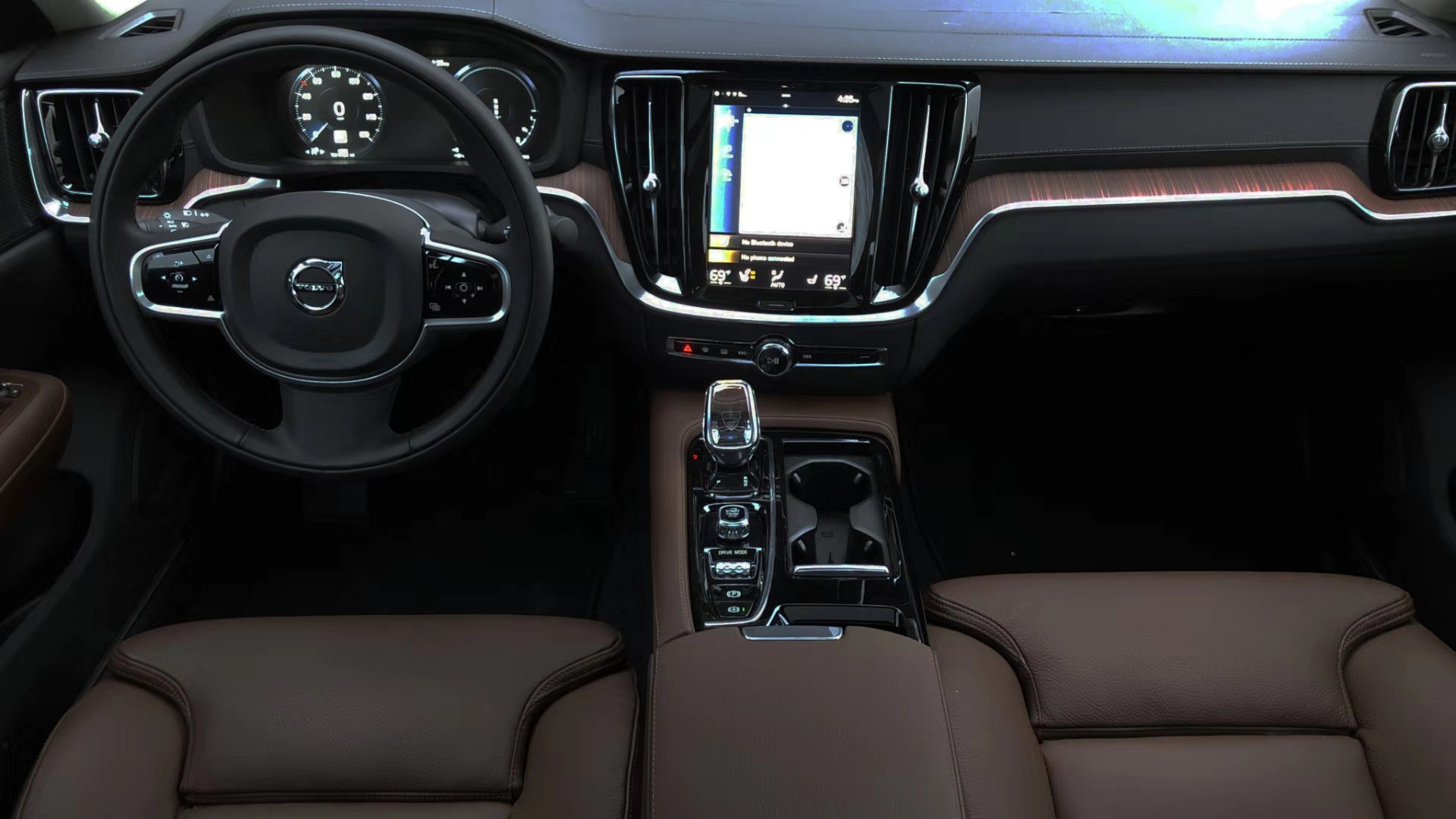 电气化竞赛的秘密武器 海外媒体试驾沃尔沃S60 T8_搜狐汽车_搜狐网