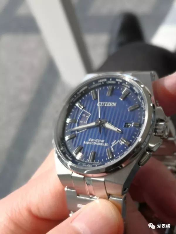 入手CITIZEN光动能CB0160-51L_搜狐汽车_搜狐网