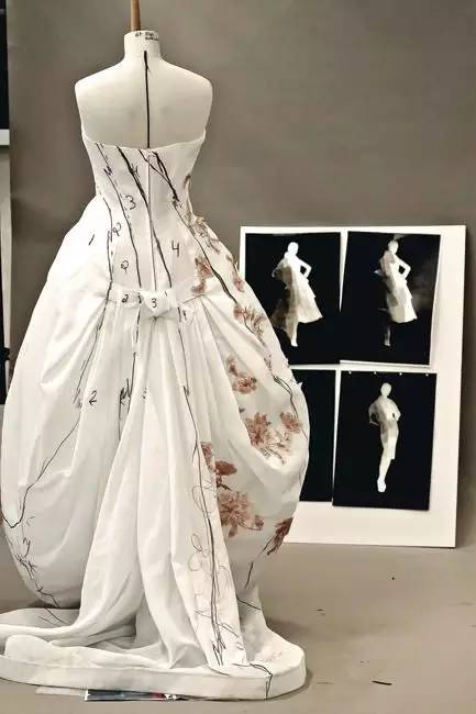 立体裁剪究竟如何发展而来？服装立体裁剪基本原理！_生产