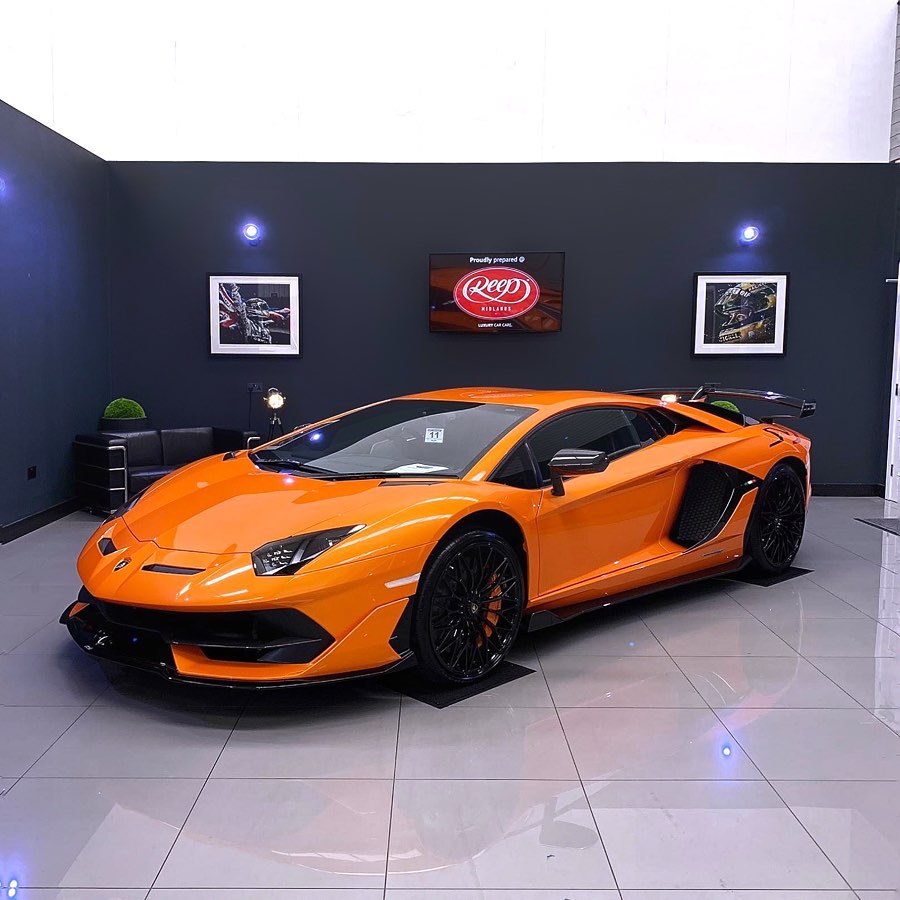 “狂暴橙”兰博基尼Aventador SVJ，无限傲娇姿态-搜狐大视野-搜狐新闻