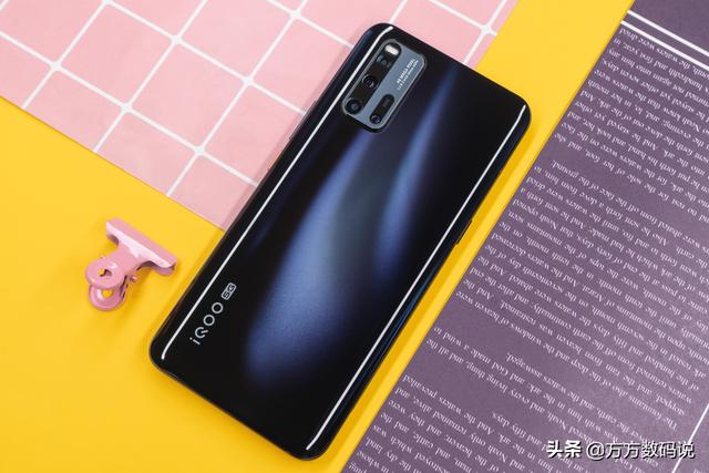拥有iQOO 3究竟是何种体验？不仅跑分成绩吸睛，吃鸡上分更是轻松_Wi-Fi