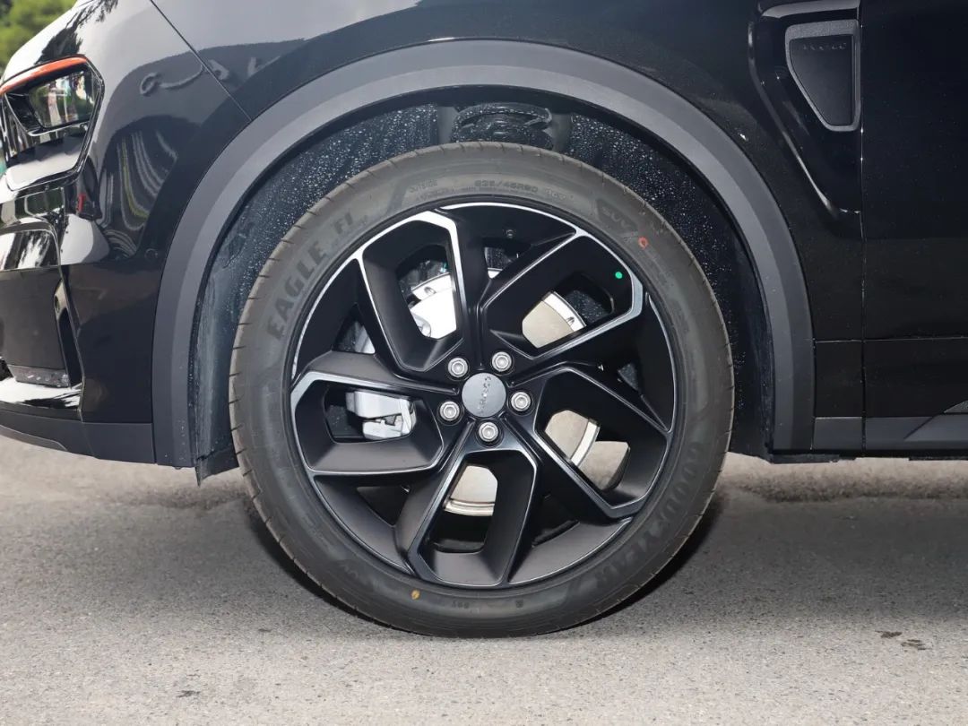 2.0T+8AT、6.7秒破百，中国这台全新轿跑SUV足够帅气！_搜狐汽车_搜狐网