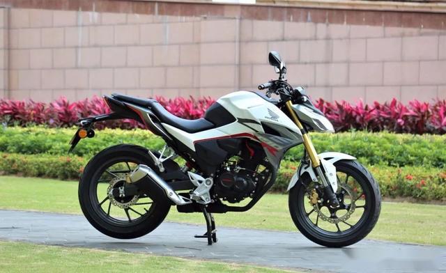 【五羊-本田】Honda 190家族之运动街车暴锋眼CB190R_搜狐汽车_搜狐网