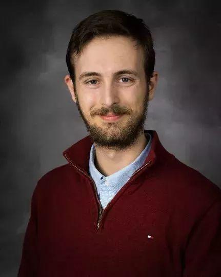 豪华师资团队打造！这是一所“皇家园林”般的美国高中_Jill