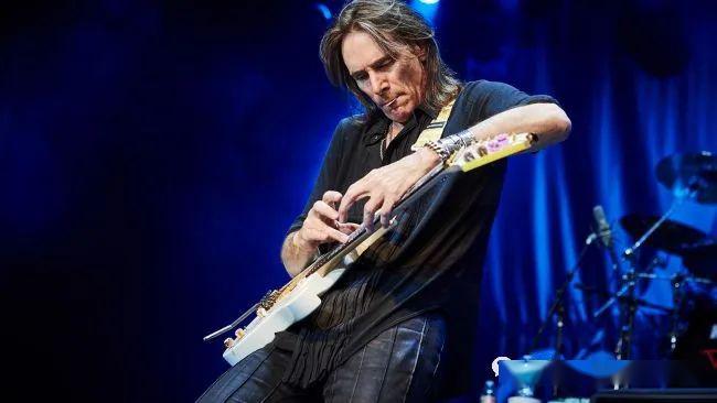 好文再次推送 | 吉他大神Steve Vai最新采访：大师的理念_史蒂夫·范