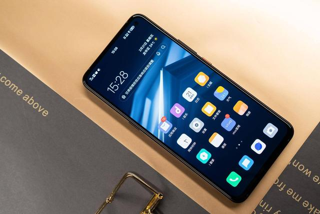 5G手机怎么选？看过iQOO 3为首的这几款新机也许就有答案了_Pro