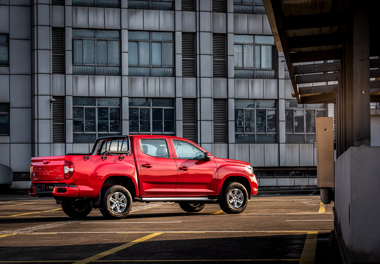 热门配置都有，上汽MAXUS T70纪念版四月中旬下线，舒适性不输SUV_搜狐汽车_搜狐网