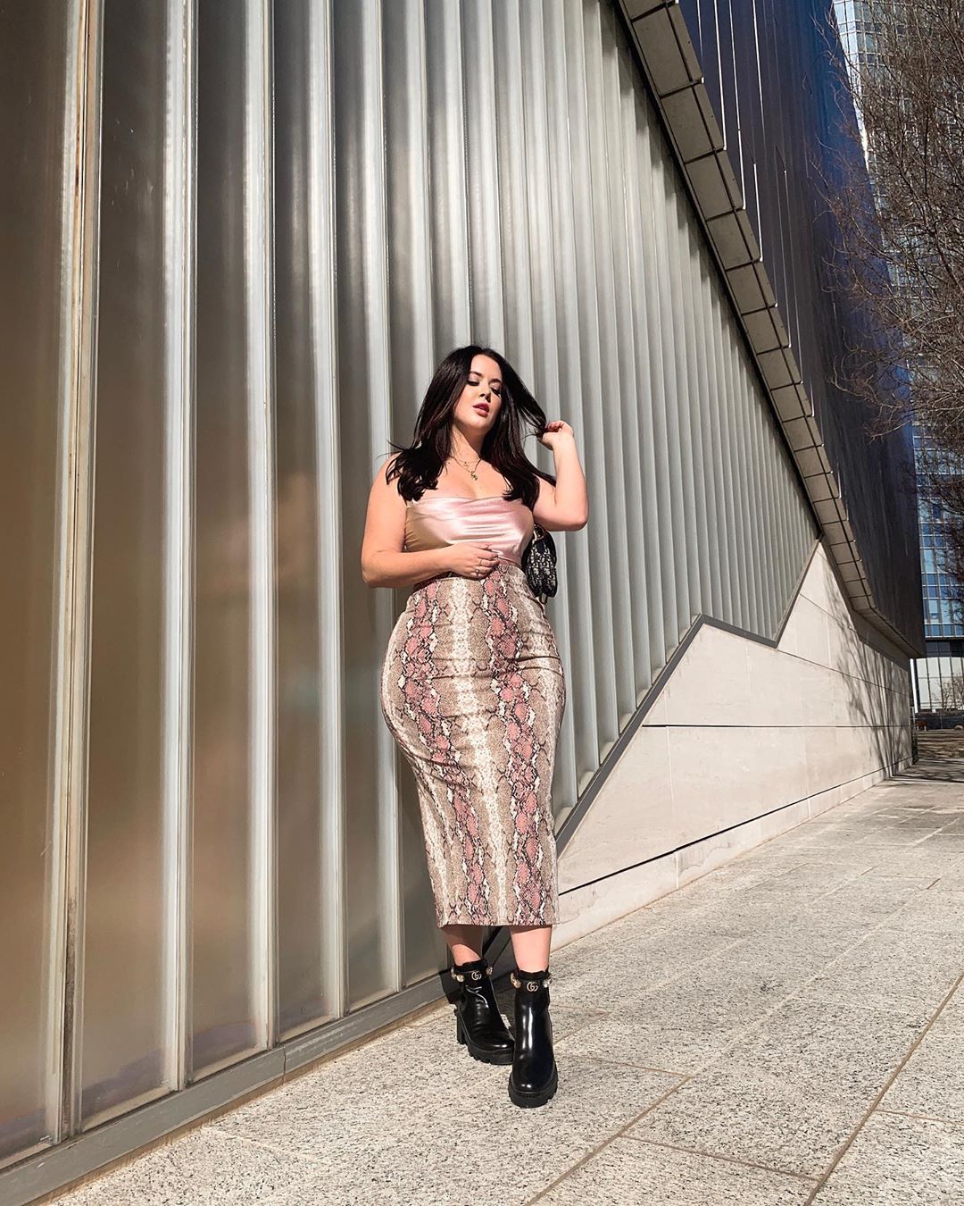 一位非常特别的网红Holly Luyah，一张照片一天获得4万点赞-搜狐大视野-搜狐新闻