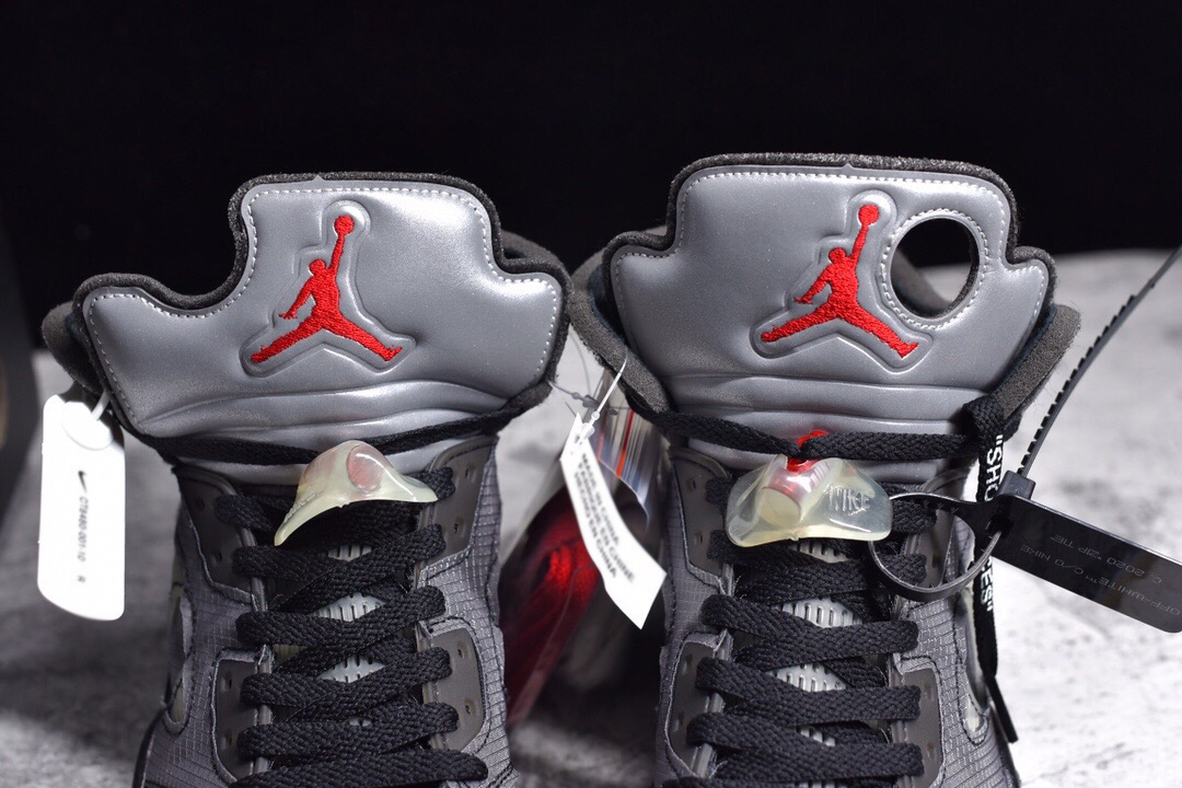 AJ5 Black Muslin Fire Red 黑蝉翼 Off White x Air Jordan 5 Retro SP 测评_搜狐汽车_搜狐网