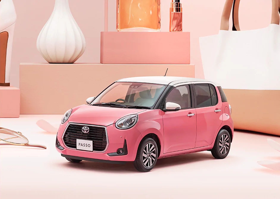 千万别让女朋友看到，丰田卡伊娃粉红微型车，堪称平价MINI_搜狐汽车_搜狐网