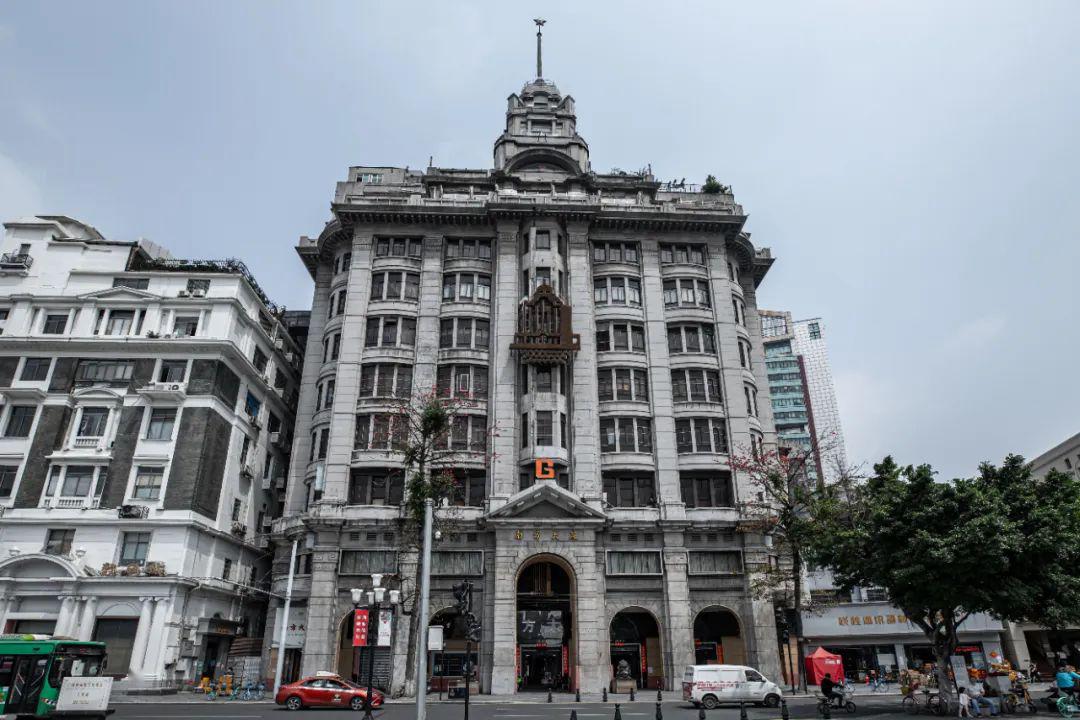 先别羡慕上海有外滩，广州的沿江路你去过吗？_钟楼