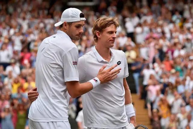 身高超两米的南非大炮：希望疫情帮我延长一年职业生涯！_安德森