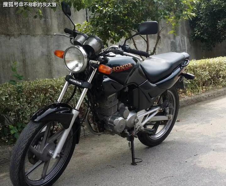经典摩托车系列，九十年代另类豪华摩托车，本田CBz125f_搜狐汽车_搜狐网