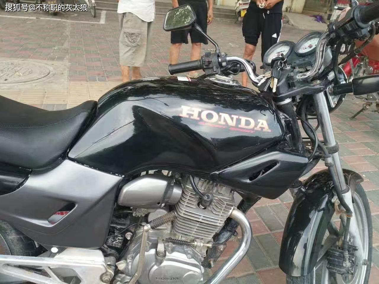 经典摩托车系列，九十年代另类豪华摩托车，本田CBz125f_搜狐汽车_搜狐网