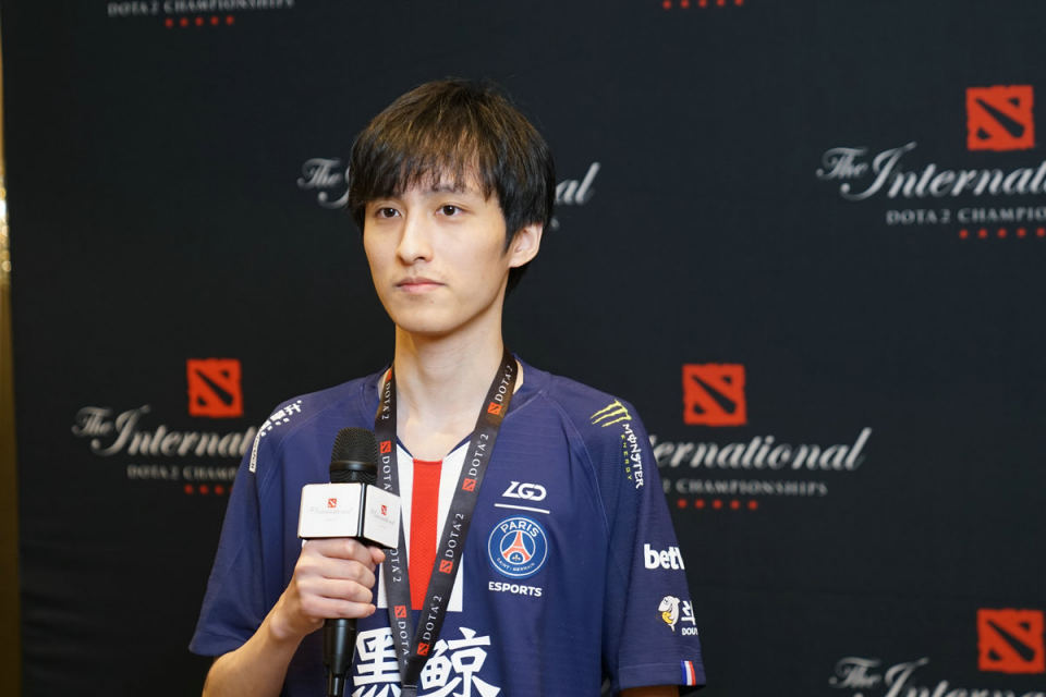 DOTA2：Ame再次整活，连送两把圣剑帮助对手赢下比赛_对方