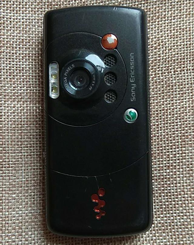 闲鱼98块入手索爱W810，感觉年轻了十几岁！_Walkman