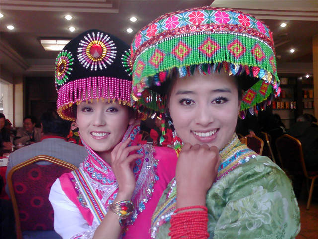 傈僳族人物,傈僳族_大山谷图库