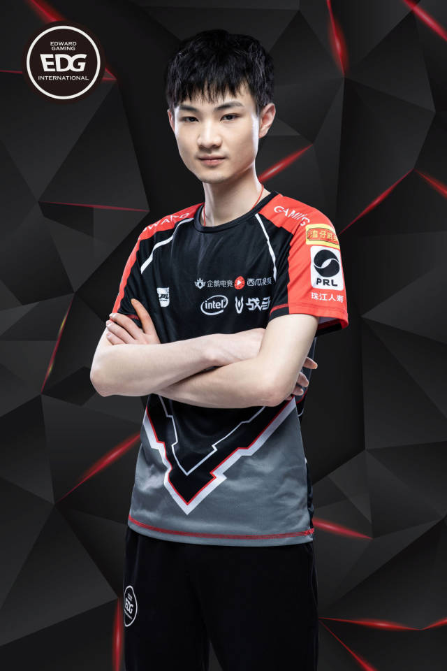 【EDG电子竞技俱乐部英雄联盟分部2019新赛季阵容公布】_手机搜狐网