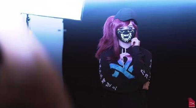LOL：C9全战队COS返图，Sneaky本次饰演K/DA阿卡丽_Zeyzal
