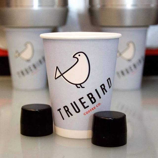 咖啡新革命丨机器人做咖啡，也能做出人情味？_手机搜狐网