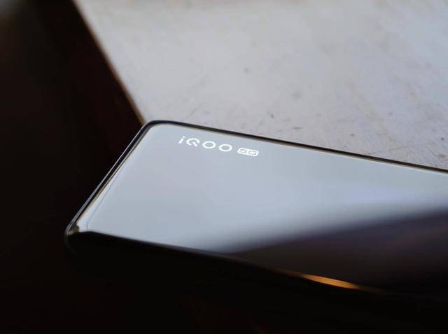 2020 KPL春季赛战火点燃，iQOO 3带你见证王者的诞生_手机搜狐网